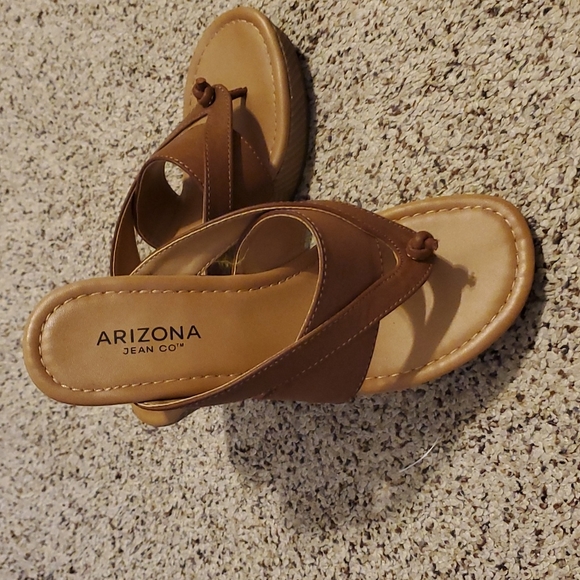 Arizona Jean Company | Shoes | New Arizona Jean Co Strappy Heel Sandals ...